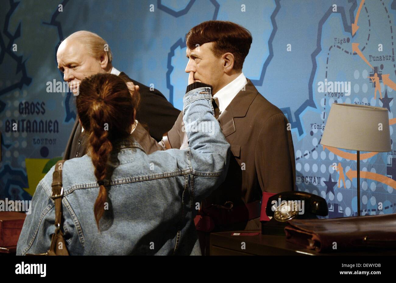 Adolf hitler in wax museum immagini e fotografie stock ad alta ...