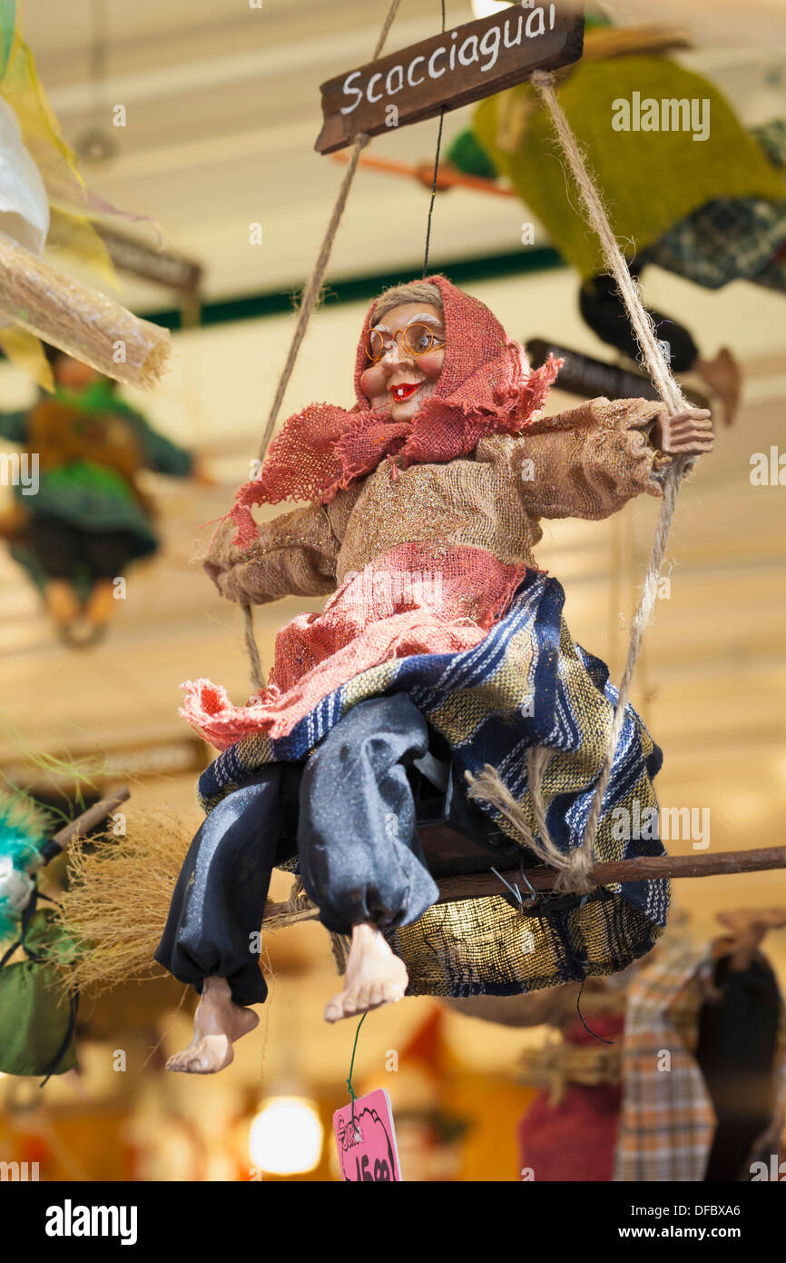 Bambola romana immagini e fotografie stock ad alta risoluzione - Alamy