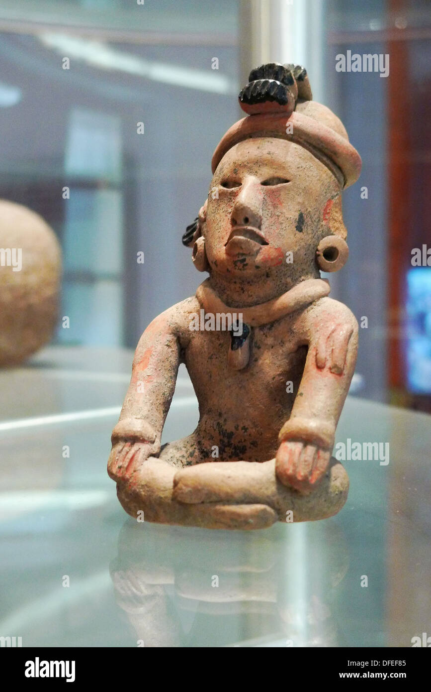 Figura azteca immagini e fotografie stock ad alta risoluzione - Alamy