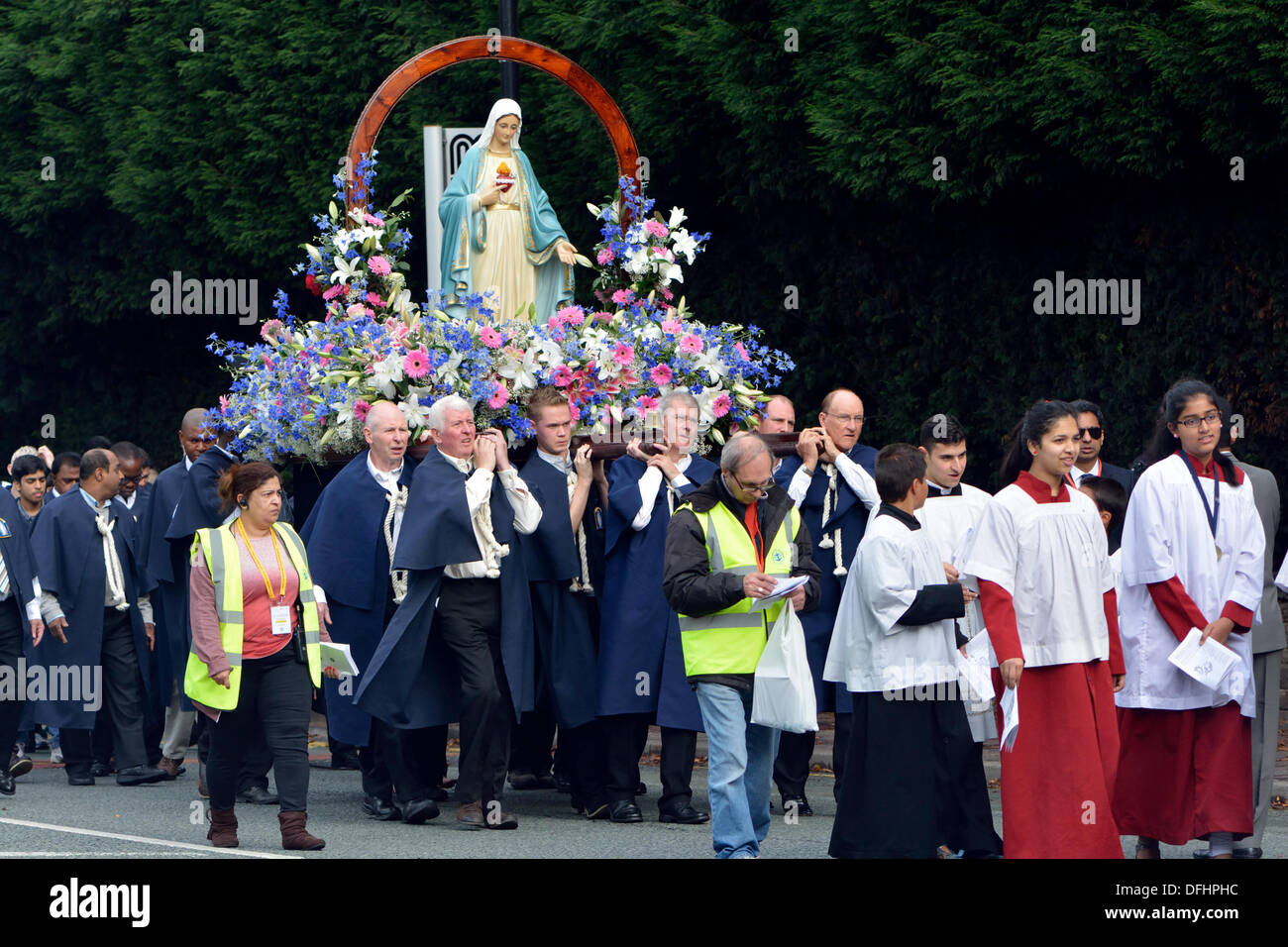 Marian procession immagini e fotografie stock ad alta risoluzione - Alamy