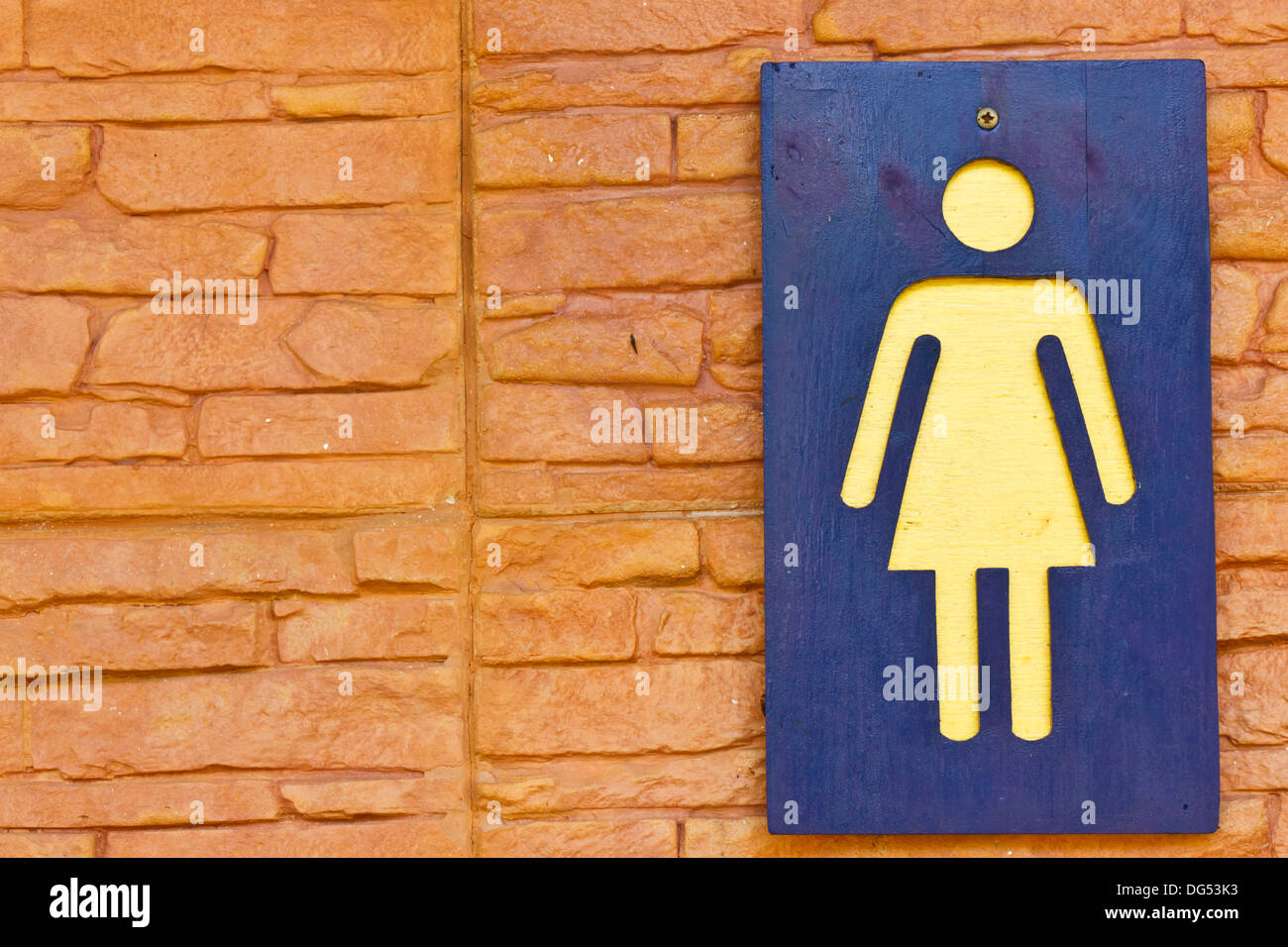 Segno di toilette donna immagini e fotografie stock ad alta risoluzione ...