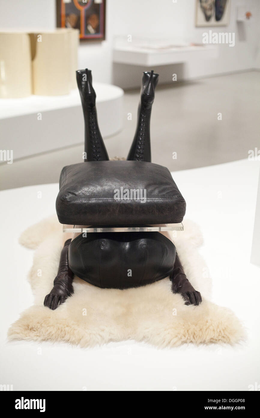 Londra, Regno Unito. Xxi oct, 2013. La Pop Art Design, Barbican Gallery ...