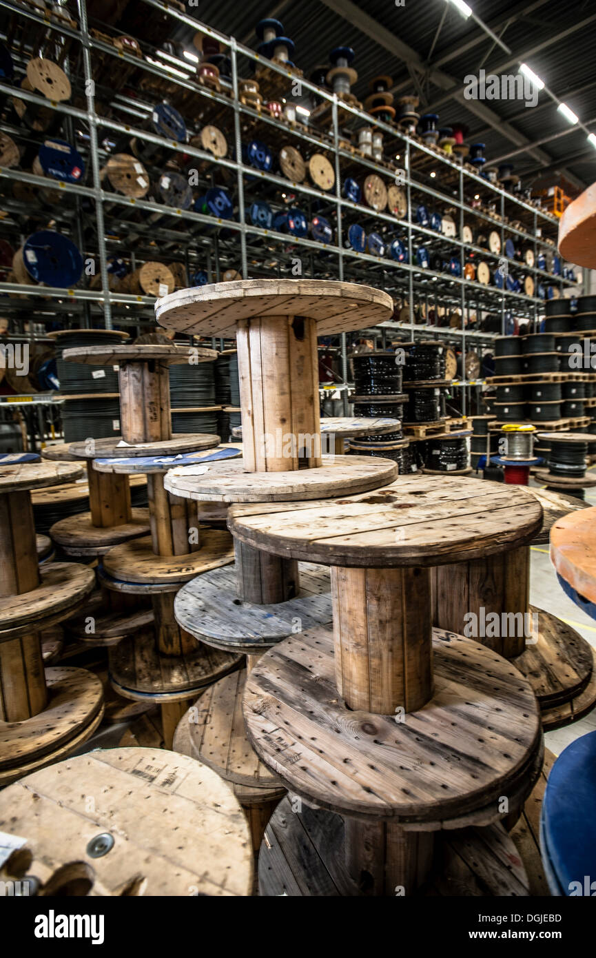 Fusti accatastati immagini e fotografie stock ad alta risoluzione - Alamy