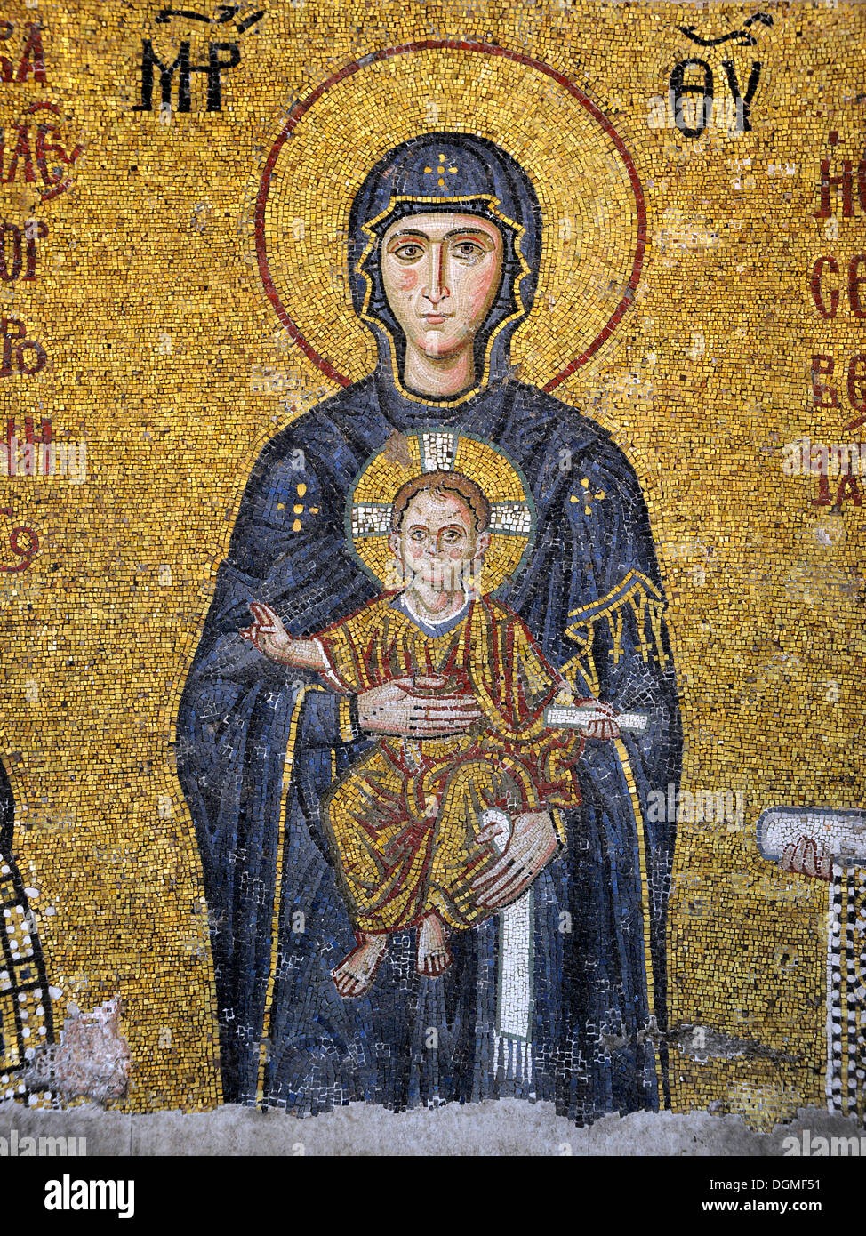 Mosaico della Vergine Maria Madre di Dio con il Bambino Gesù, Hagia ...