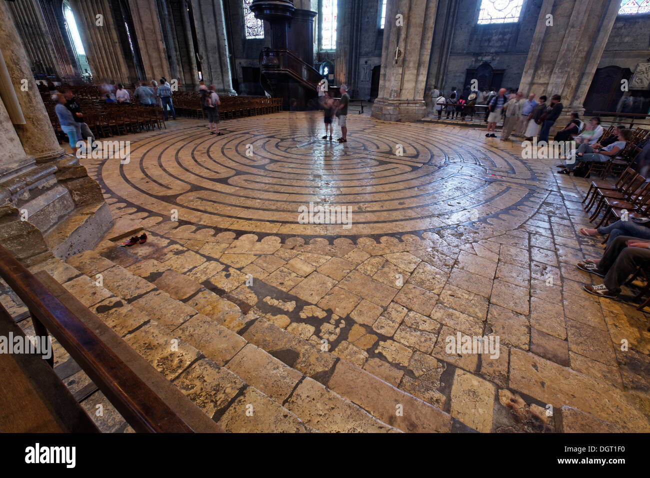 Attrazioni turistiche di chartres immagini e fotografie stock ad alta ...