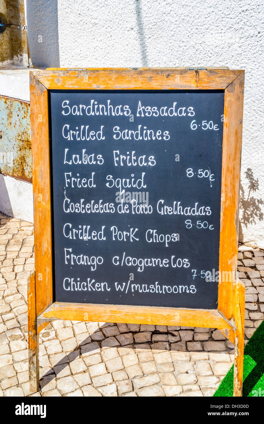 Chalkboard menus immagini e fotografie stock ad alta risoluzione - Alamy