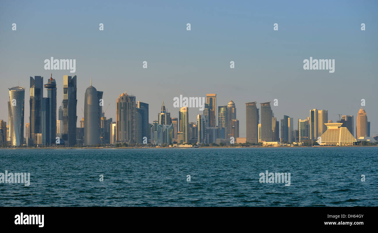 Attrazioni di doha immagini e fotografie stock ad alta risoluzione - Alamy