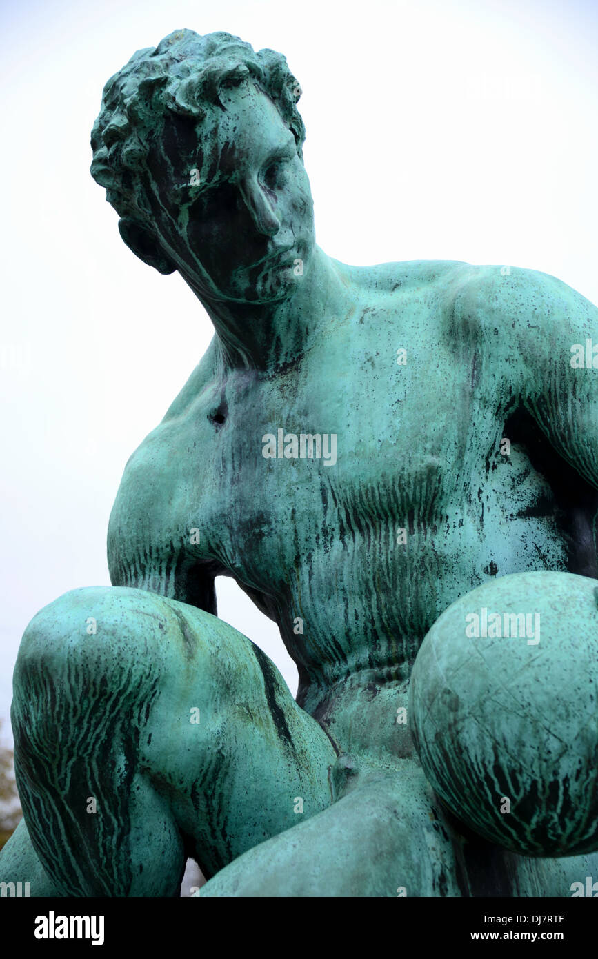 Una statua classica immagini e fotografie stock ad alta risoluzione - Alamy