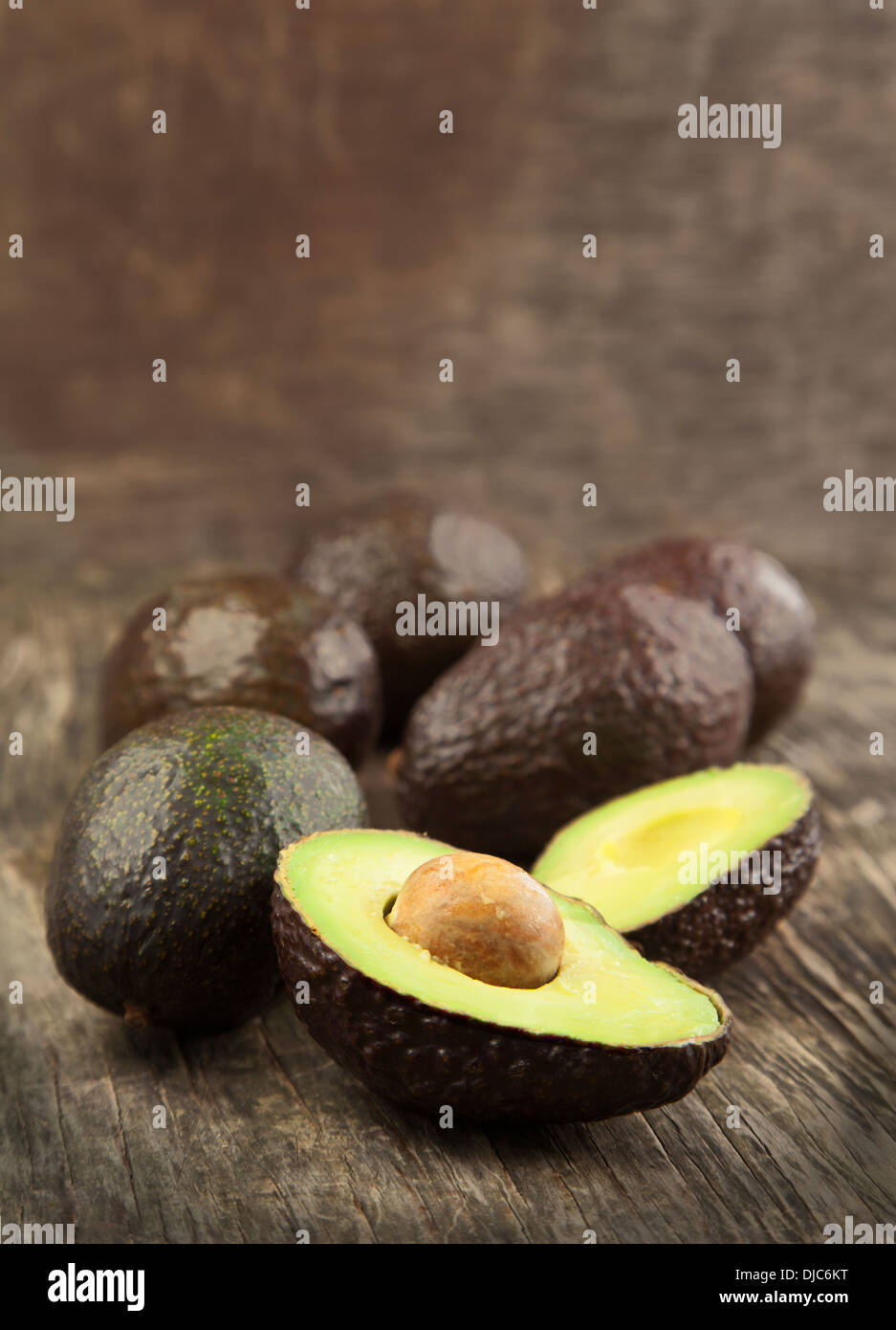 Avocado fresco immagini e fotografie stock ad alta risoluzione - Alamy