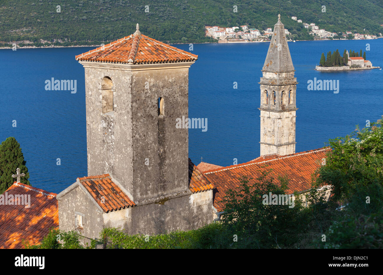 Chiese antiche immagini e fotografie stock ad alta risoluzione - Alamy