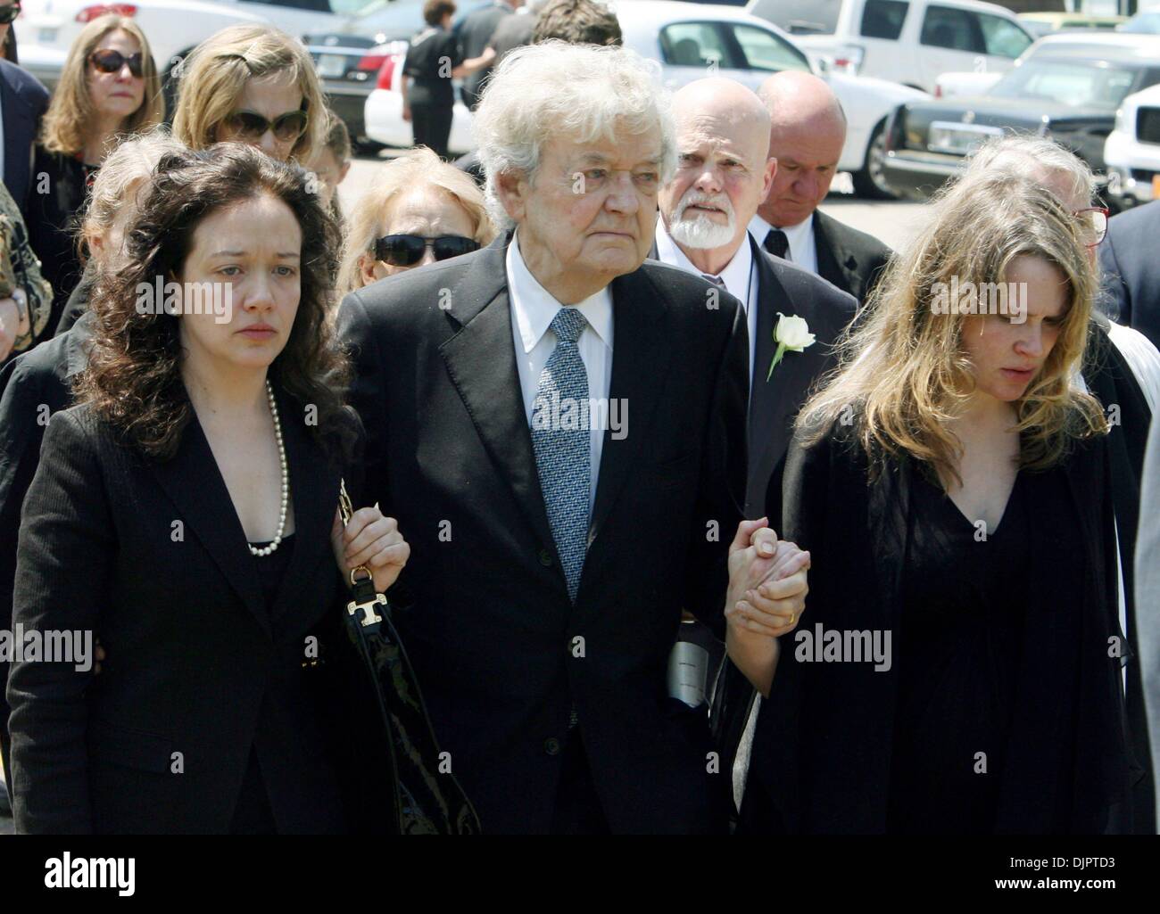Dixie carter funeral immagini e fotografie stock ad alta risoluzione ...