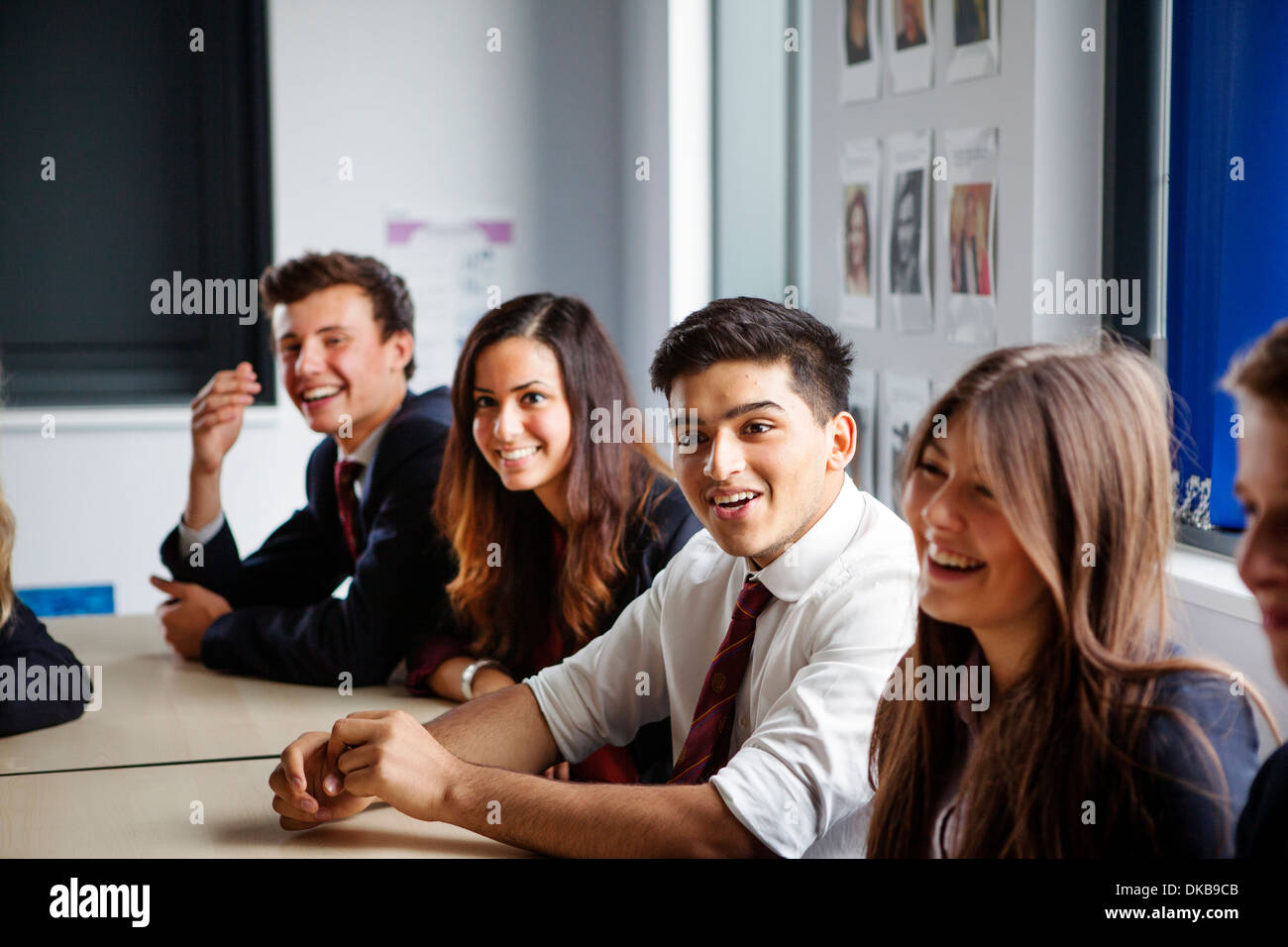 Cooperative learning a scuola immagini e fotografie stock ad alta ...