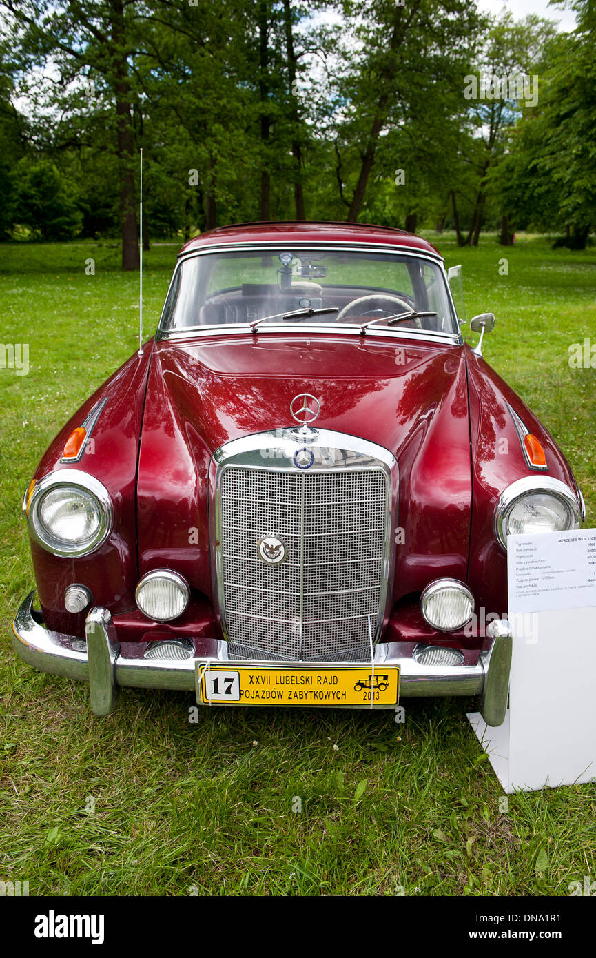 Mercedes benz antico immagini e fotografie stock ad alta risoluzione ...