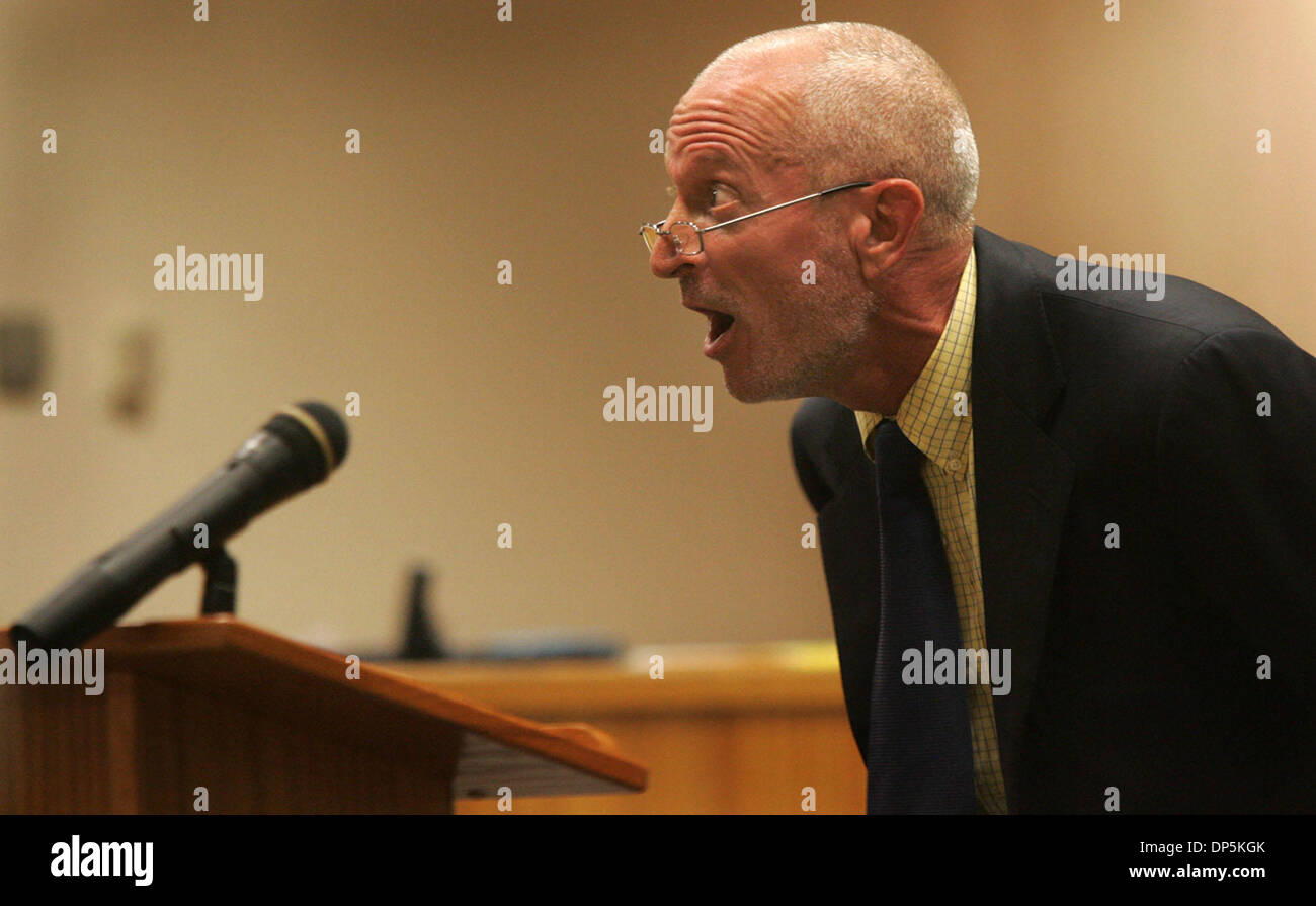 Brevemente portato a immagini e fotografie stock ad alta risoluzione ...