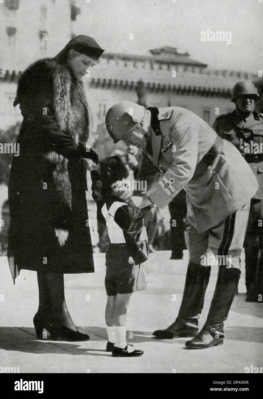 Benito mussolini uniform immagini e fotografie stock ad alta ...
