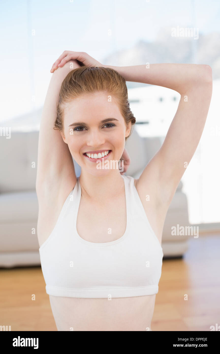 Mani legate dietro la schiena immagini e fotografie stock ad alta ...