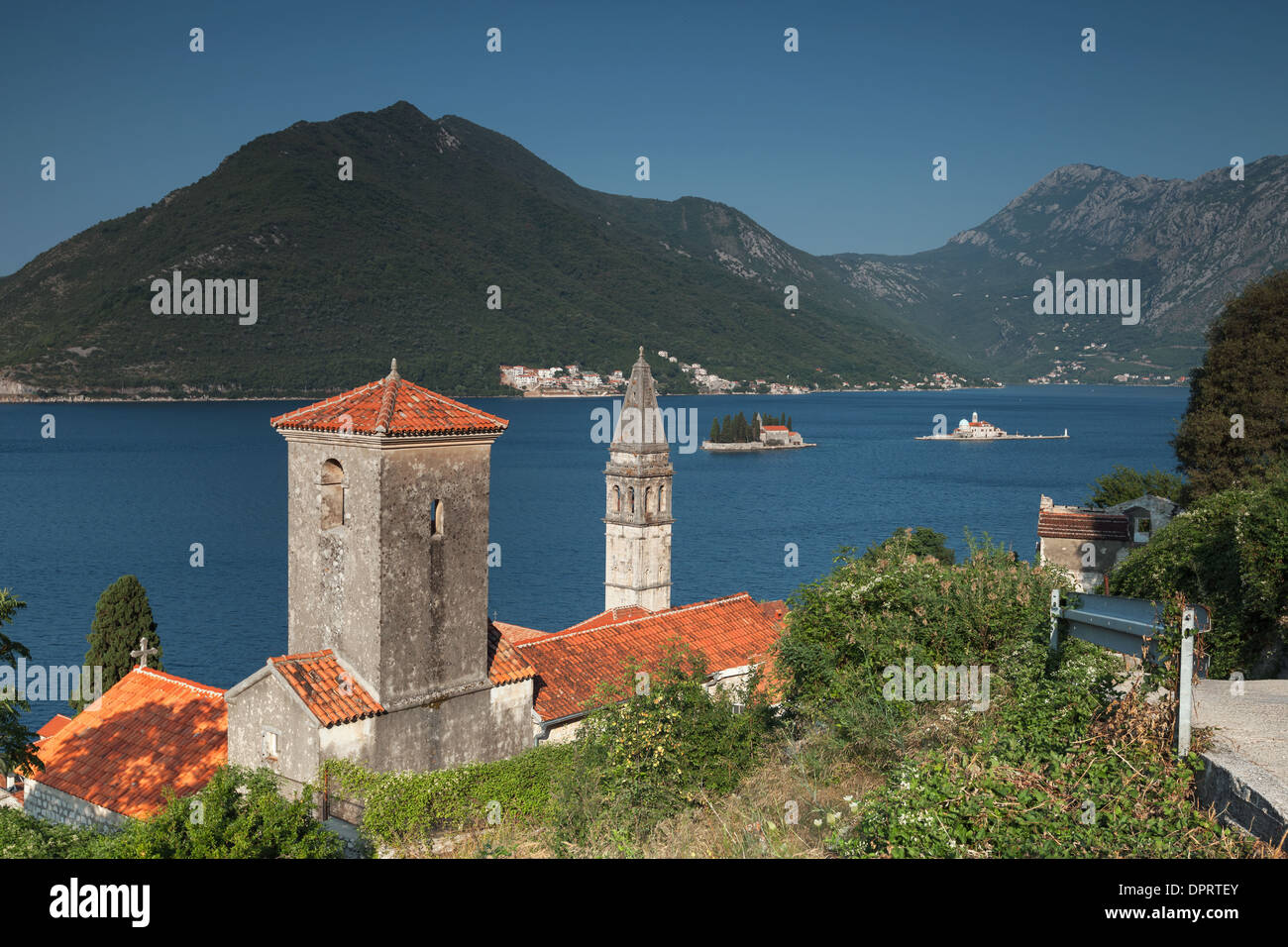Chiese antiche immagini e fotografie stock ad alta risoluzione - Alamy