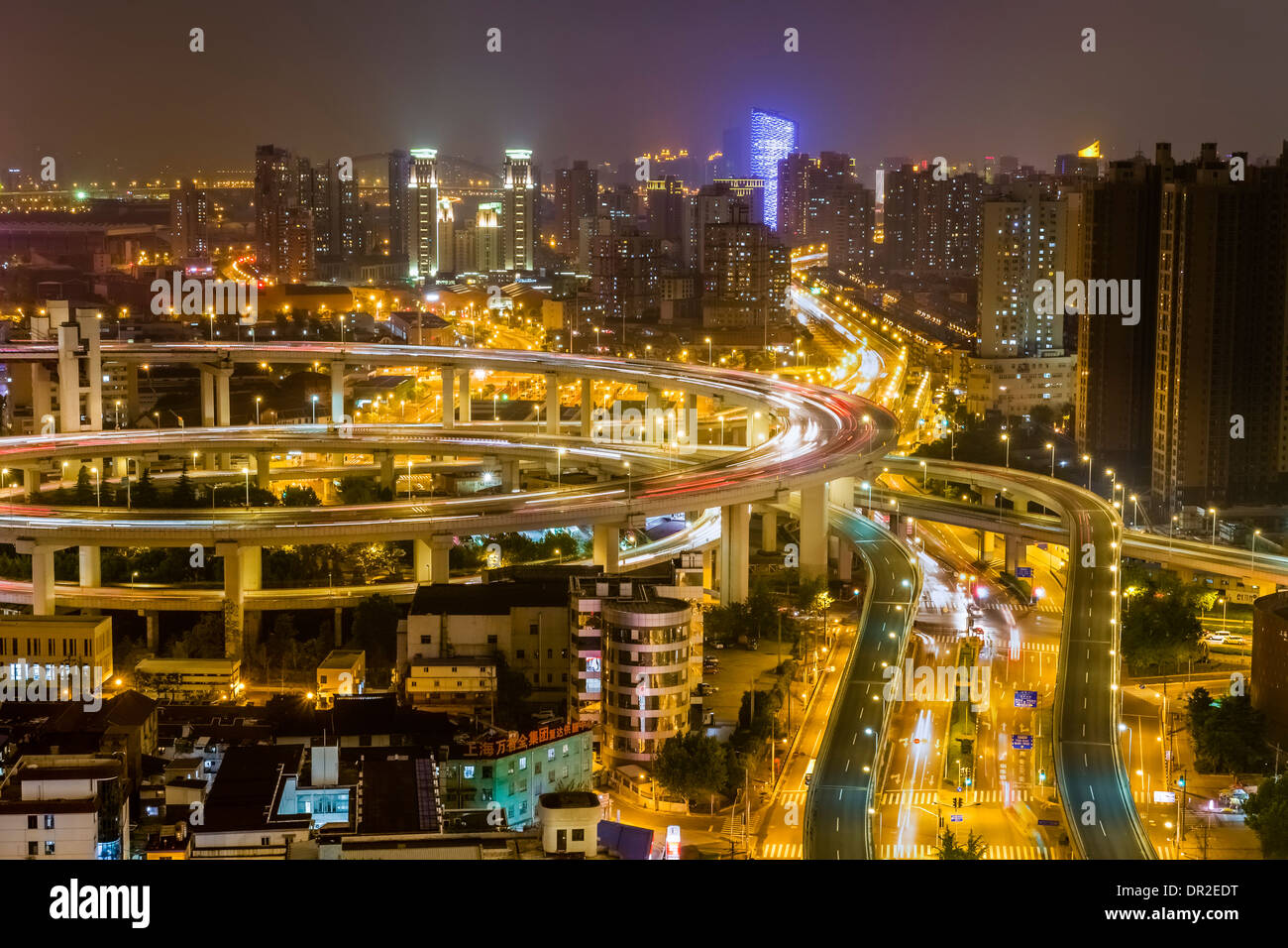Ponte nanpu immagini e fotografie stock ad alta risoluzione - Alamy