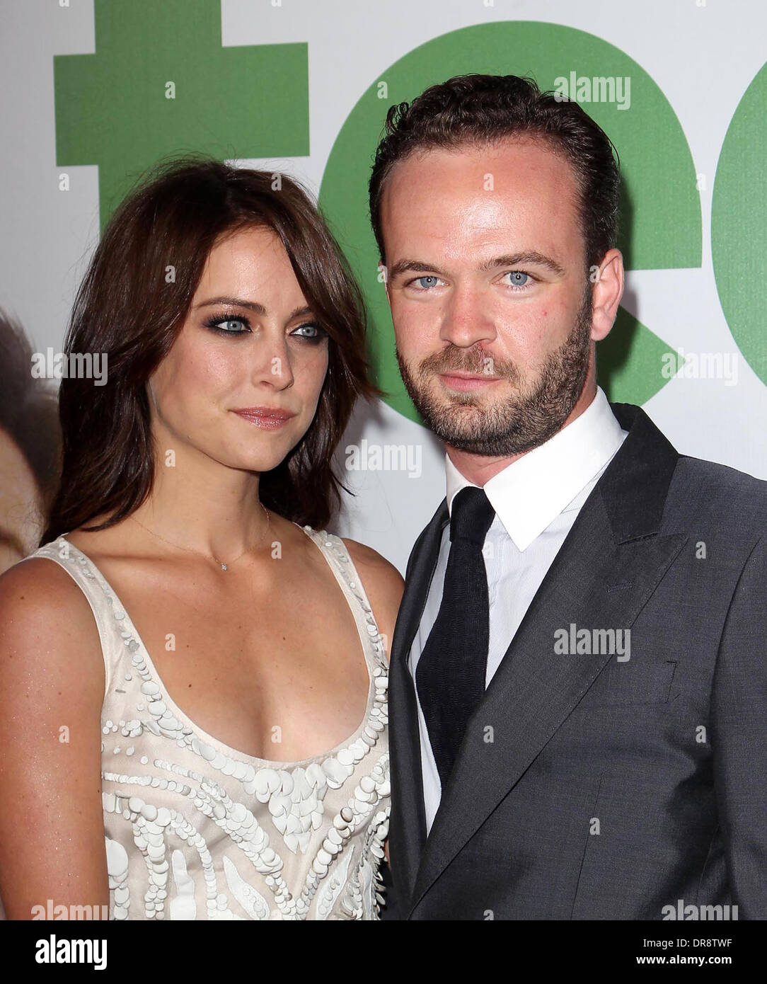 Jessica Stroup ed il fidanzato David il Los Angeles Premiere "Ted' a ...
