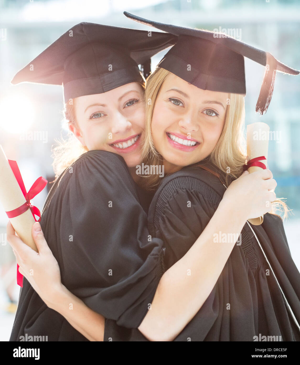 Aspiranti laureati immagini e fotografie stock ad alta risoluzione - Alamy