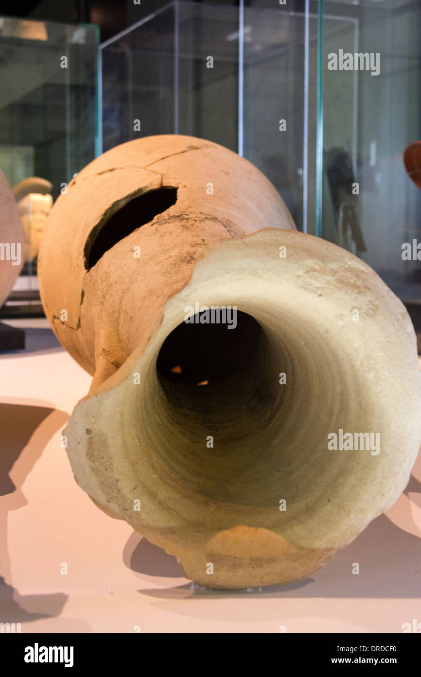 Anfore romane immagini e fotografie stock ad alta risoluzione - Alamy