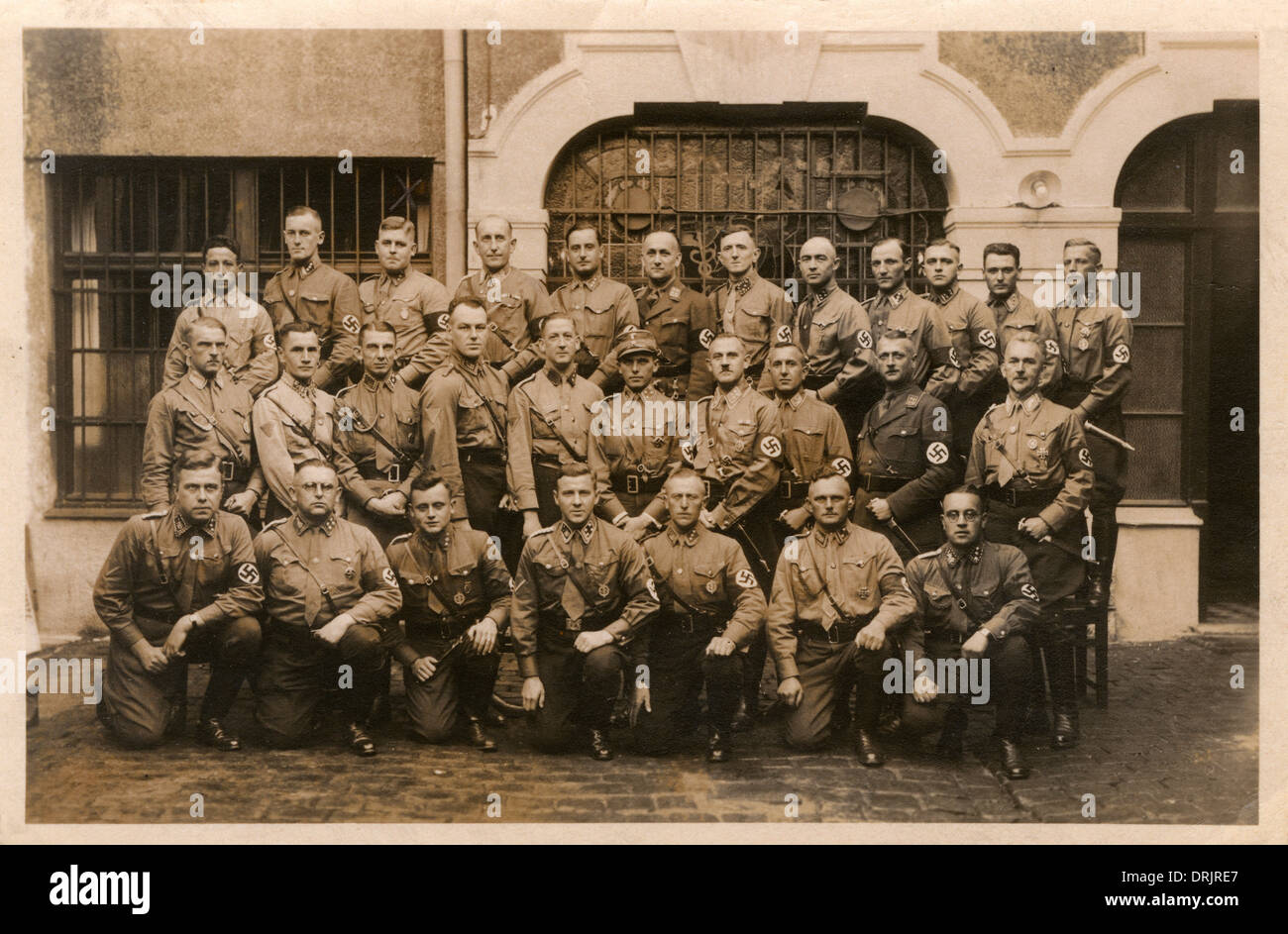 Gruppo nazista immagini e fotografie stock ad alta risoluzione - Alamy