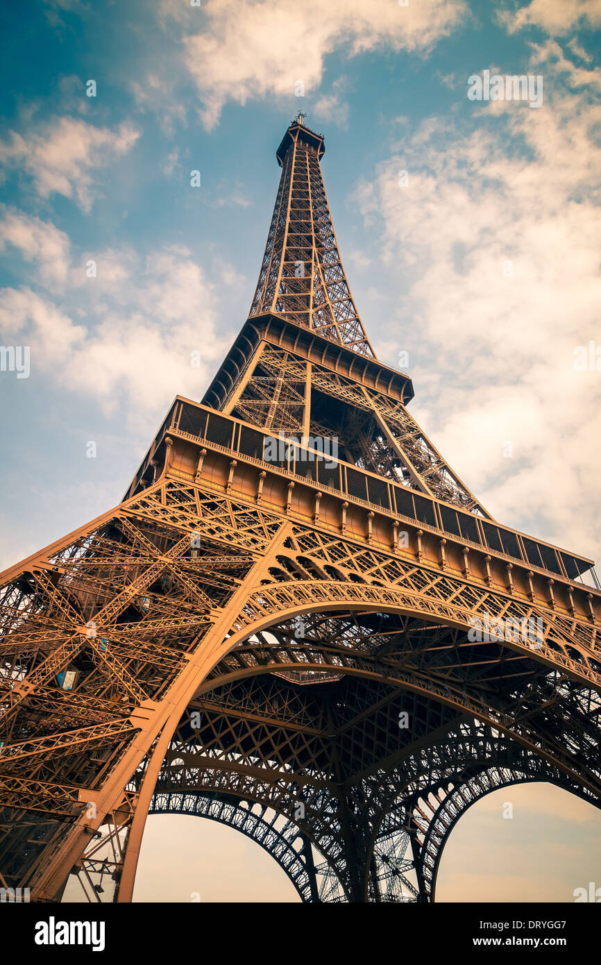 Parigi torre eiffel immagini e fotografie stock ad alta risoluzione - Alamy