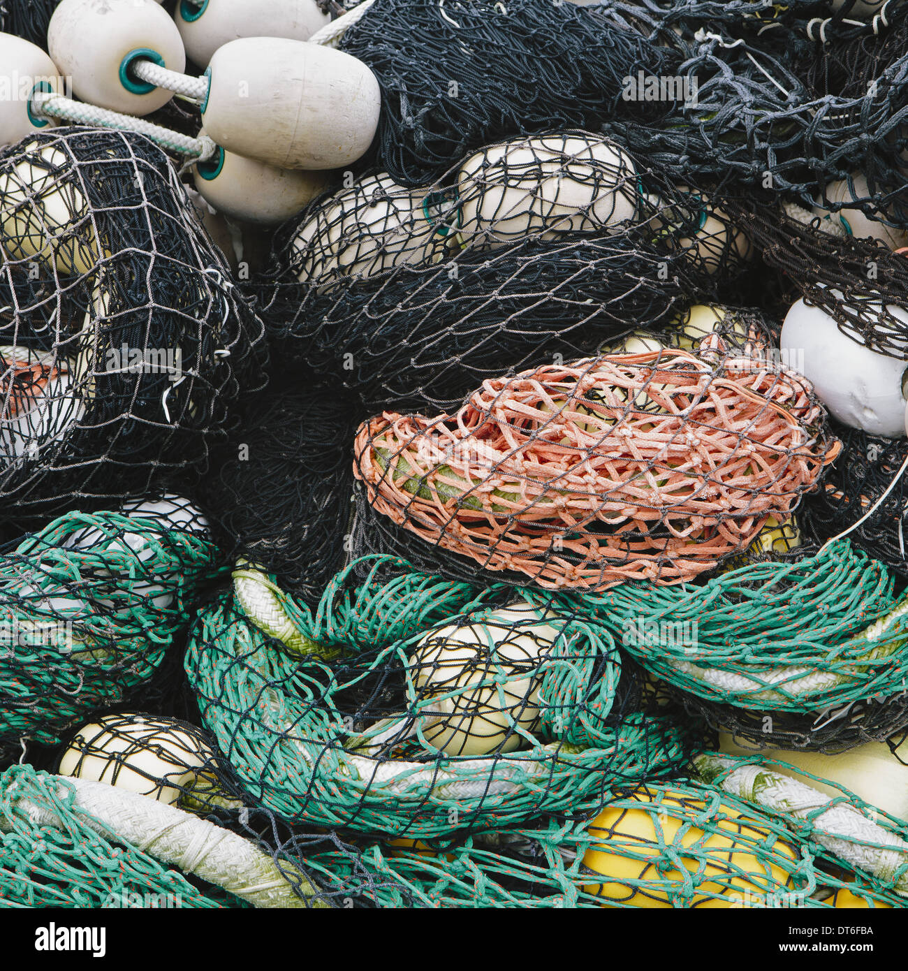 Galleggianti per reti da pesca immagini e fotografie stock ad alta ...