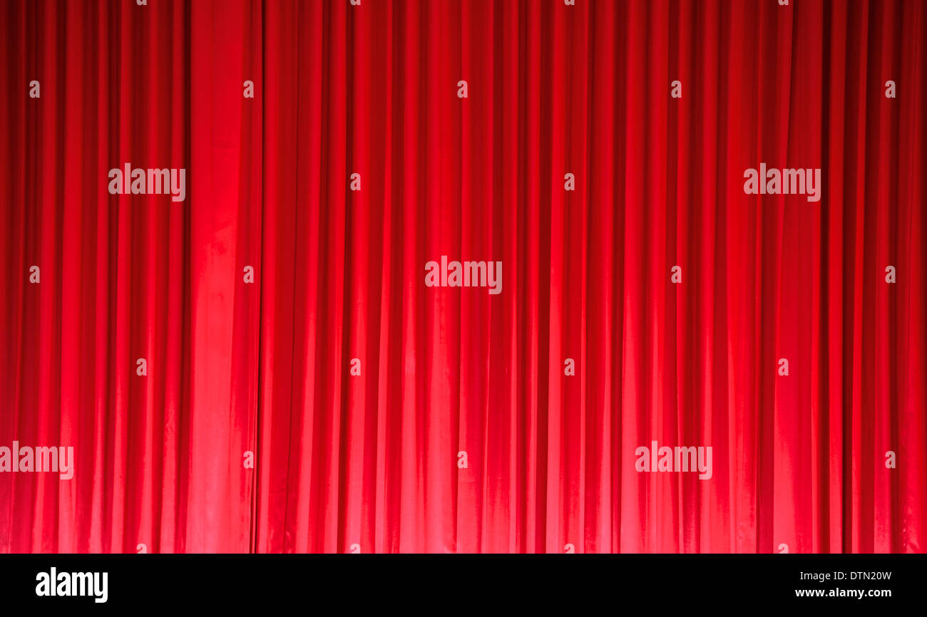Sipario teatro immagini e fotografie stock ad alta risoluzione - Alamy