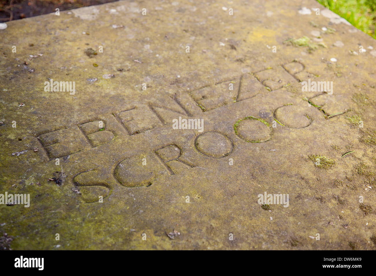 Ebenezer scrooge grave immagini e fotografie stock ad alta risoluzione ...