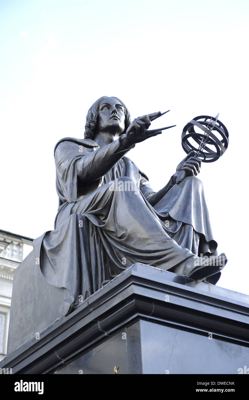 Monumento di copernico monumento copernico immagini e fotografie stock ...