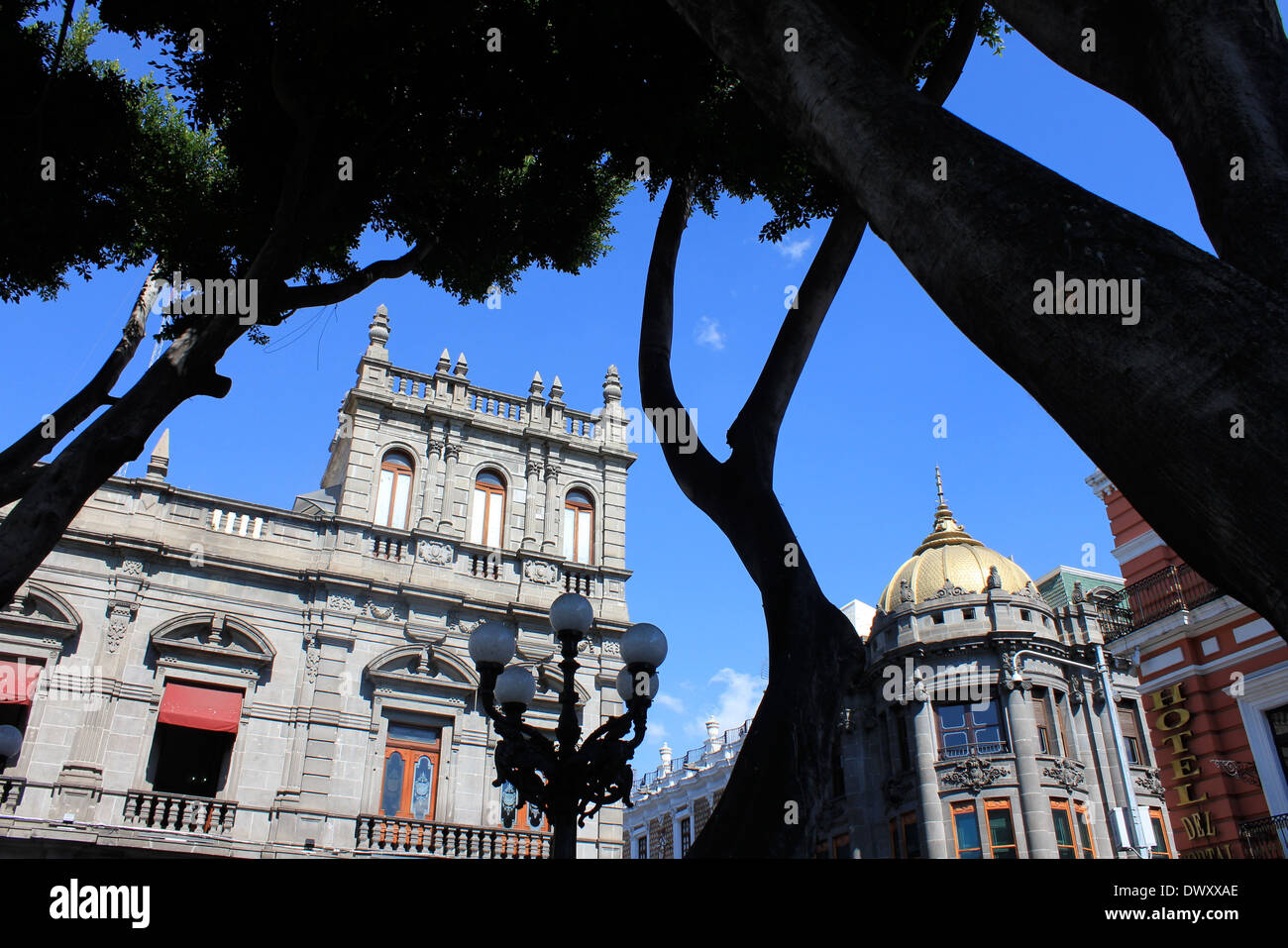 Monumenti storici di edifici immagini e fotografie stock ad alta ...