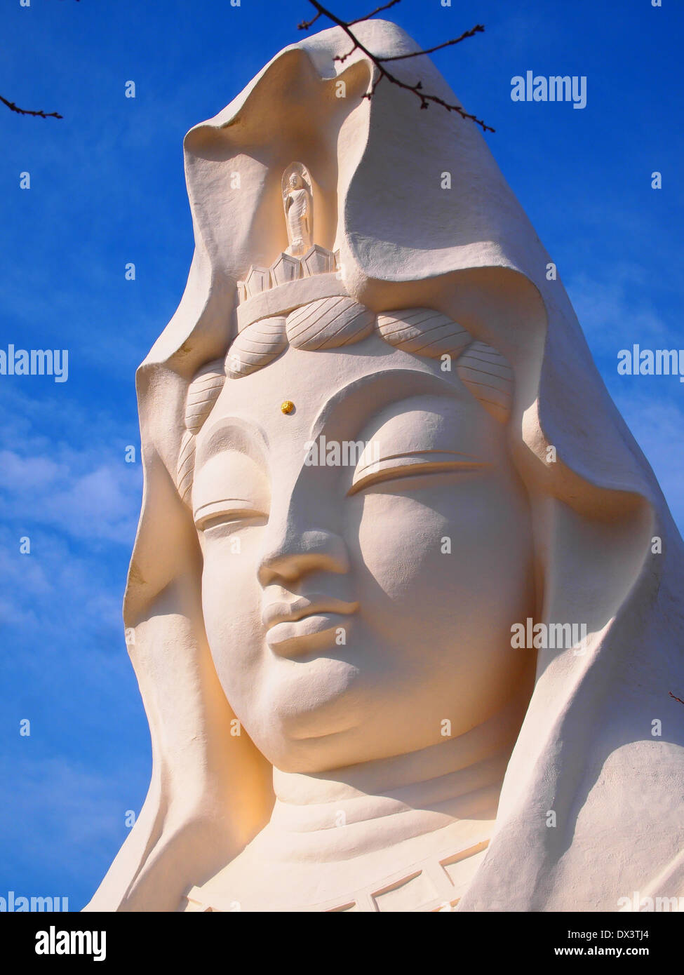 Tempio di ofuna kannon immagini e fotografie stock ad alta risoluzione ...