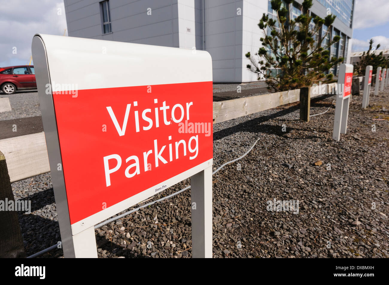 Parcheggio riservato al cliente immagini e fotografie stock ad alta ...