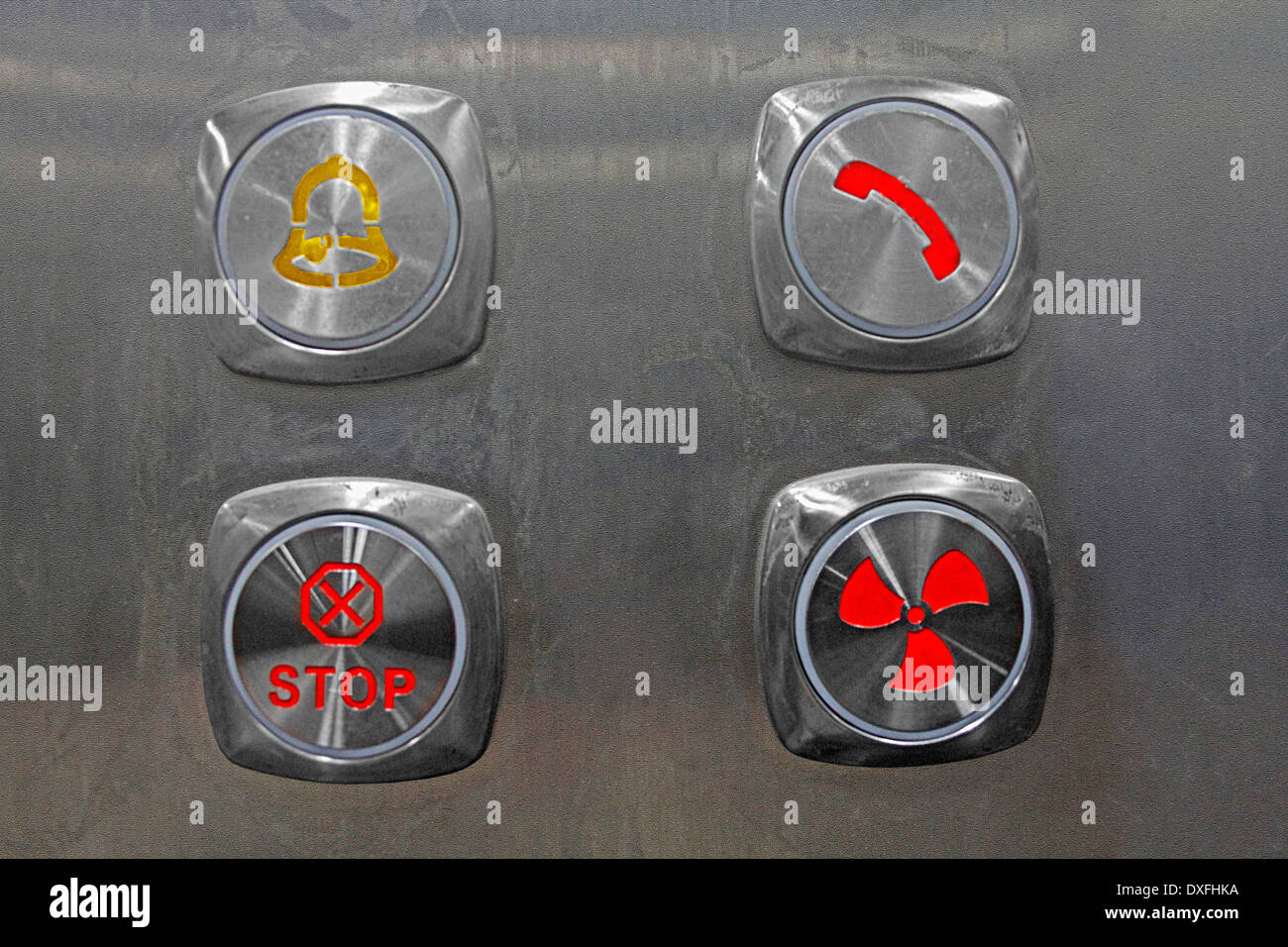 Pulsanti di emergenza immagini e fotografie stock ad alta risoluzione ...