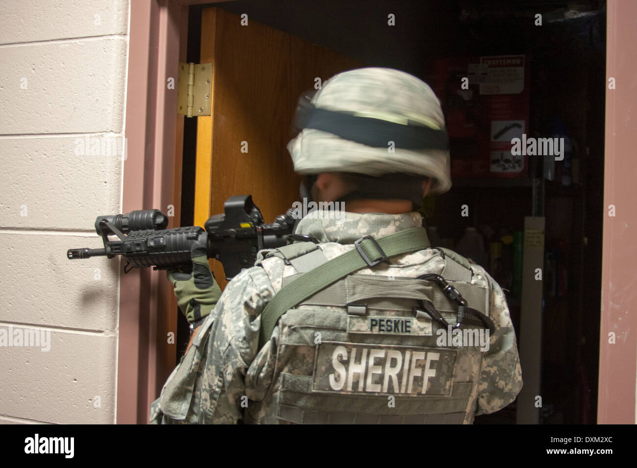 Swat team usa immagini e fotografie stock ad alta risoluzione - Alamy