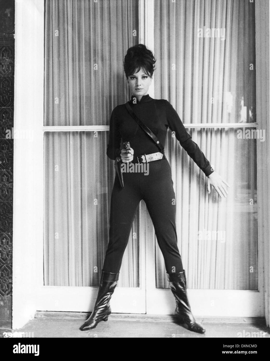 Modesty blaise 1966 monica vitti immagini e fotografie stock ad alta ...
