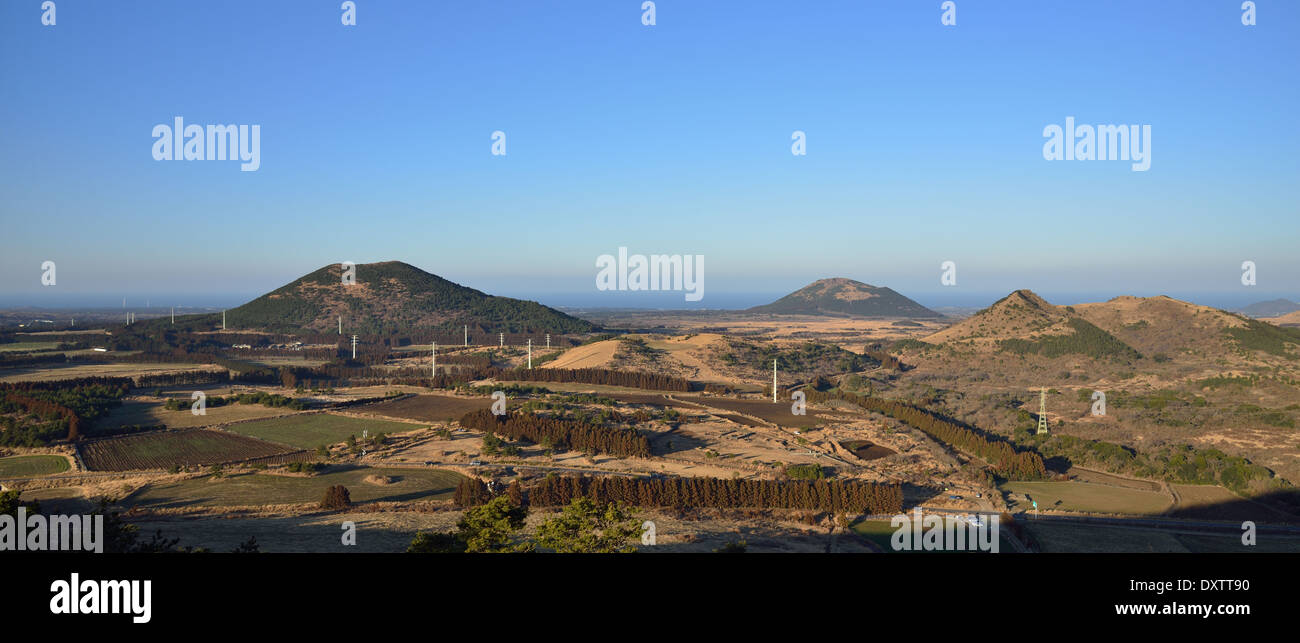 Cono vulcanico immagini e fotografie stock ad alta risoluzione - Alamy