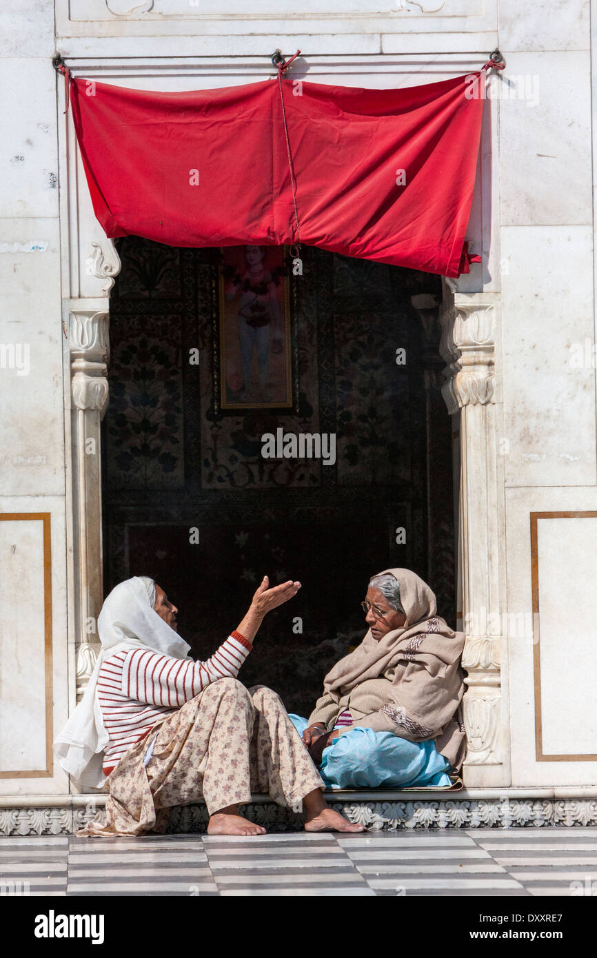 Durbar shri guru ram rai ji maharaj immagini e fotografie stock ad alta ...