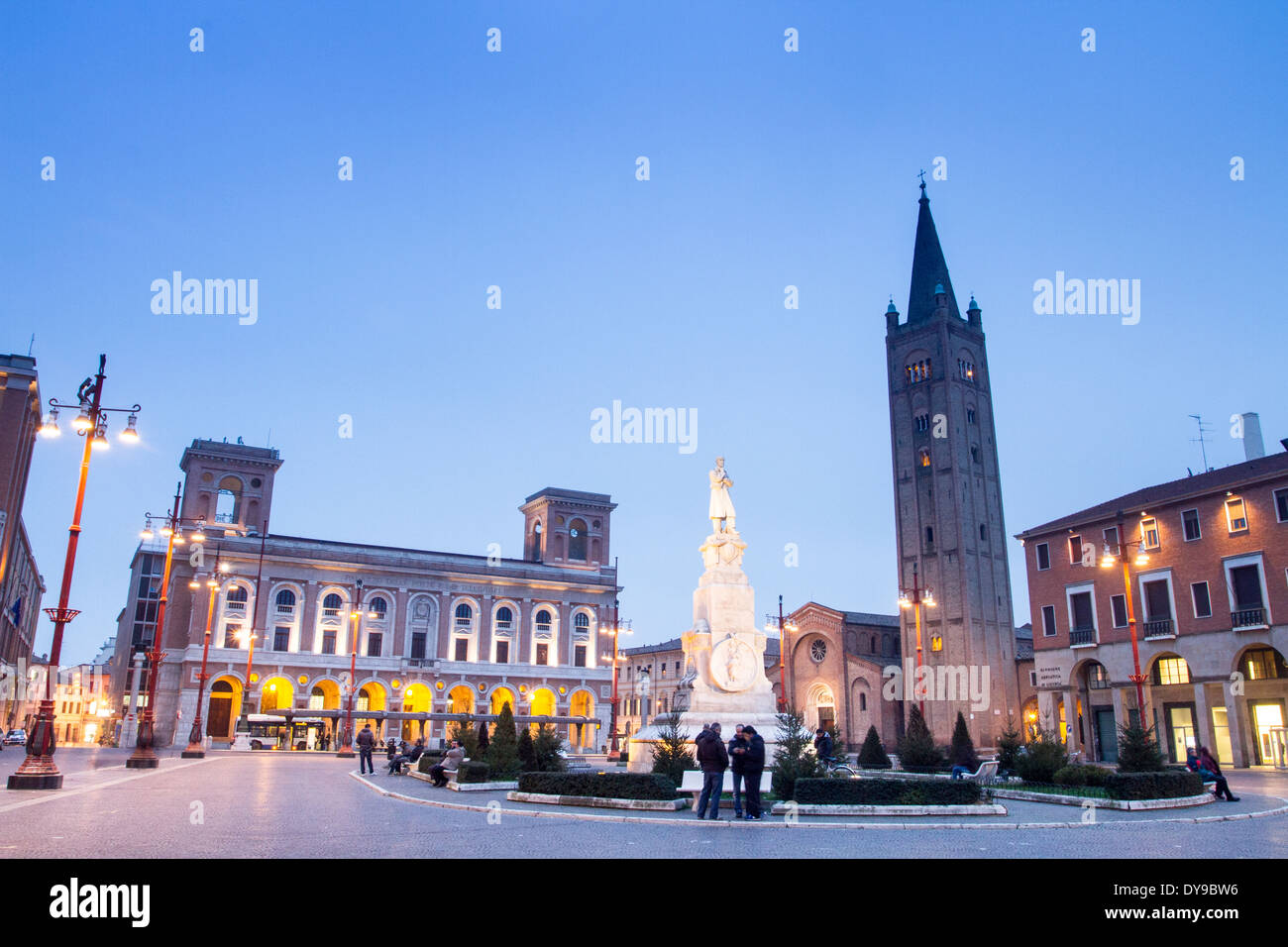 Ora blu in Piazza Aurelio Saffi, Forli, Emilia Romagna, Italia Foto ...