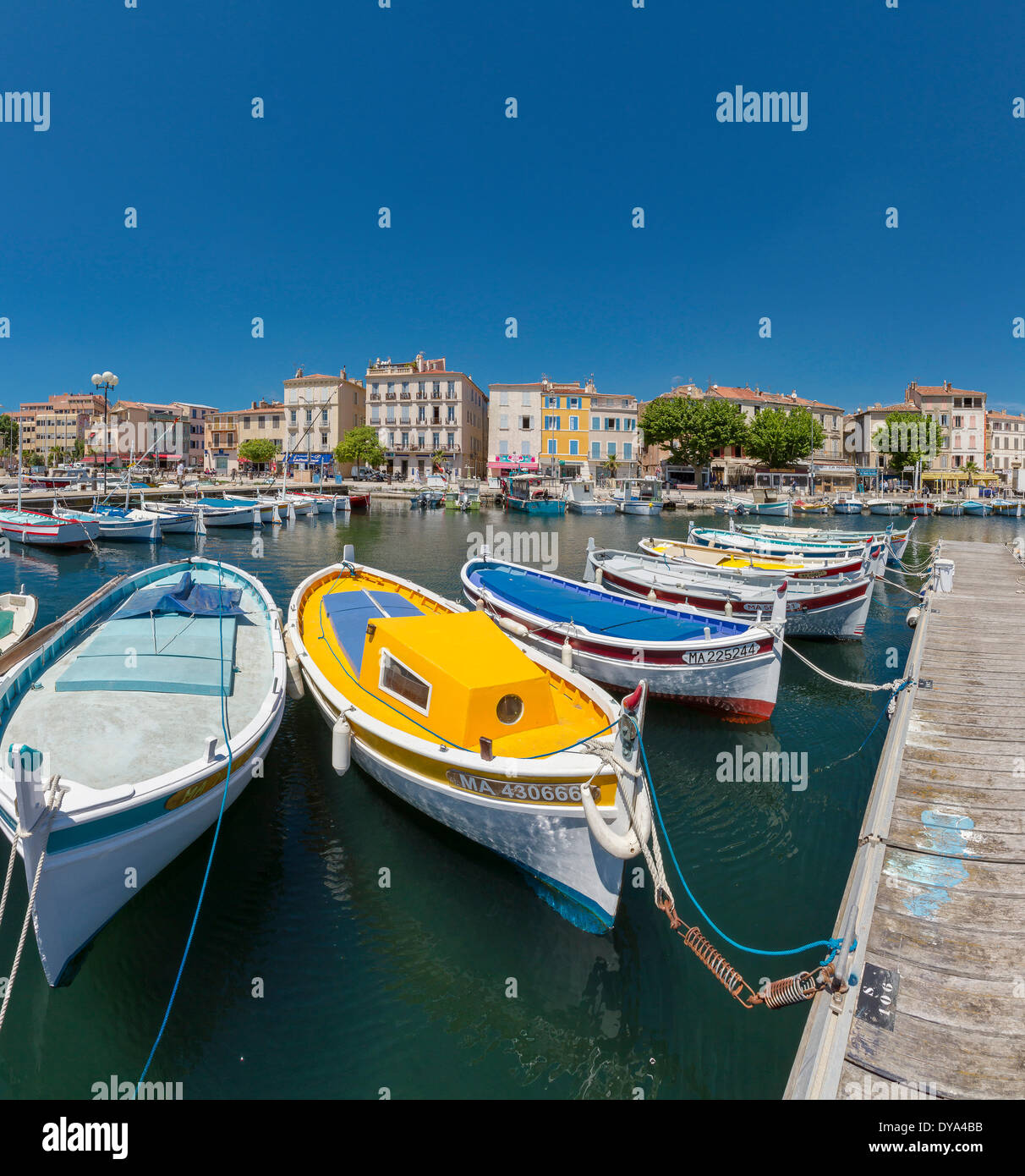 Estate mare immagini e fotografie stock ad alta risoluzione - Alamy