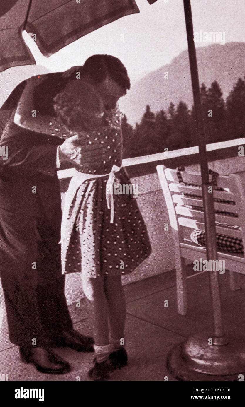 Adolf hitler child immagini e fotografie stock ad alta risoluzione - Alamy
