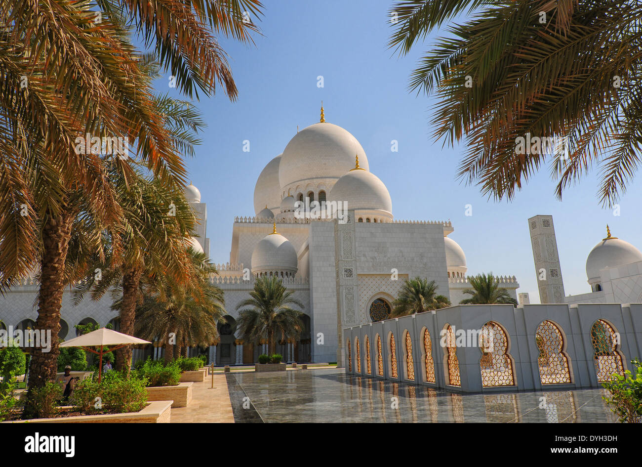 Sala principale di preghiera sceicco zayed grande moschea immagini e ...