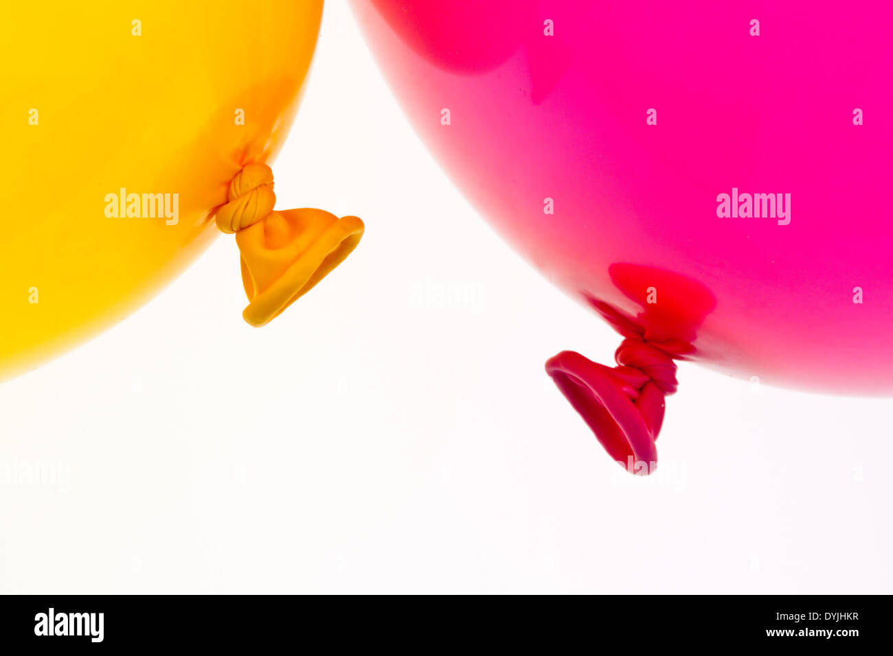 Vari palloncini colorati simbolo di leggerezza immagini e fotografie ...