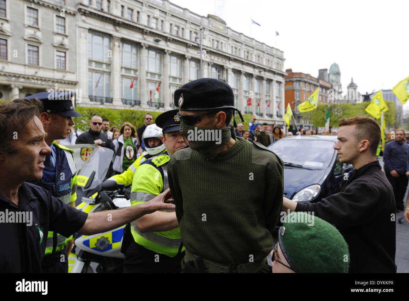 Officers of the irish guards immagini e fotografie stock ad alta ...