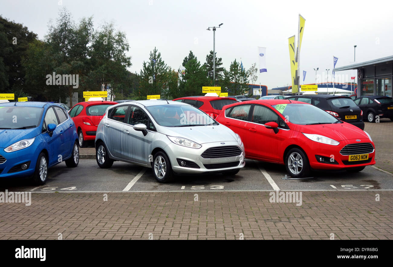 Nuova auto ford immagini e fotografie stock ad alta risoluzione - Alamy