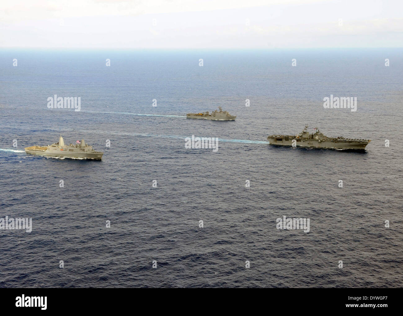 US Navy Amphibious Assault nave USS Boxer, il dock anfibio sbarco nave ...