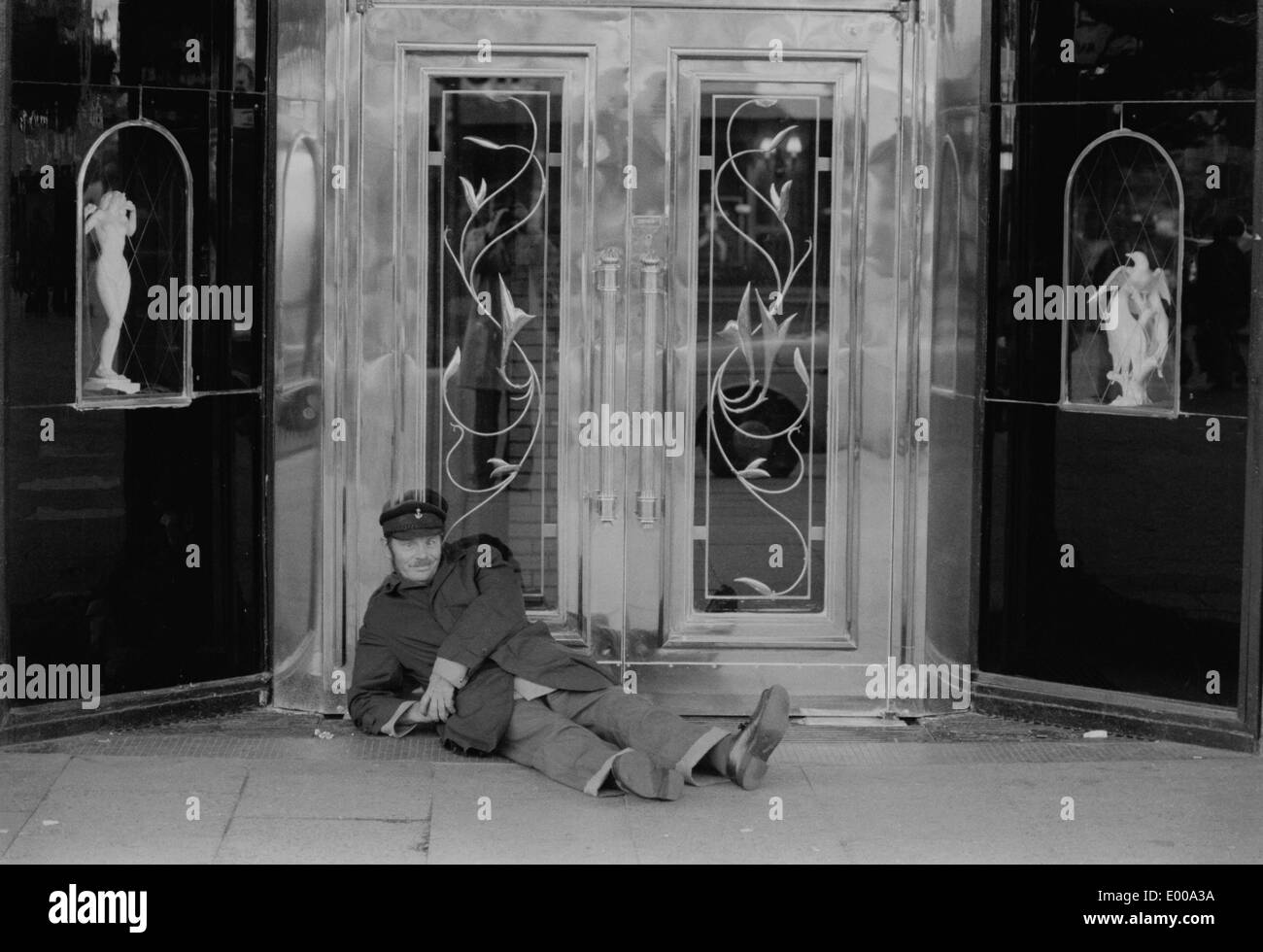 Ubriacone generale immagini e fotografie stock ad alta risoluzione - Alamy