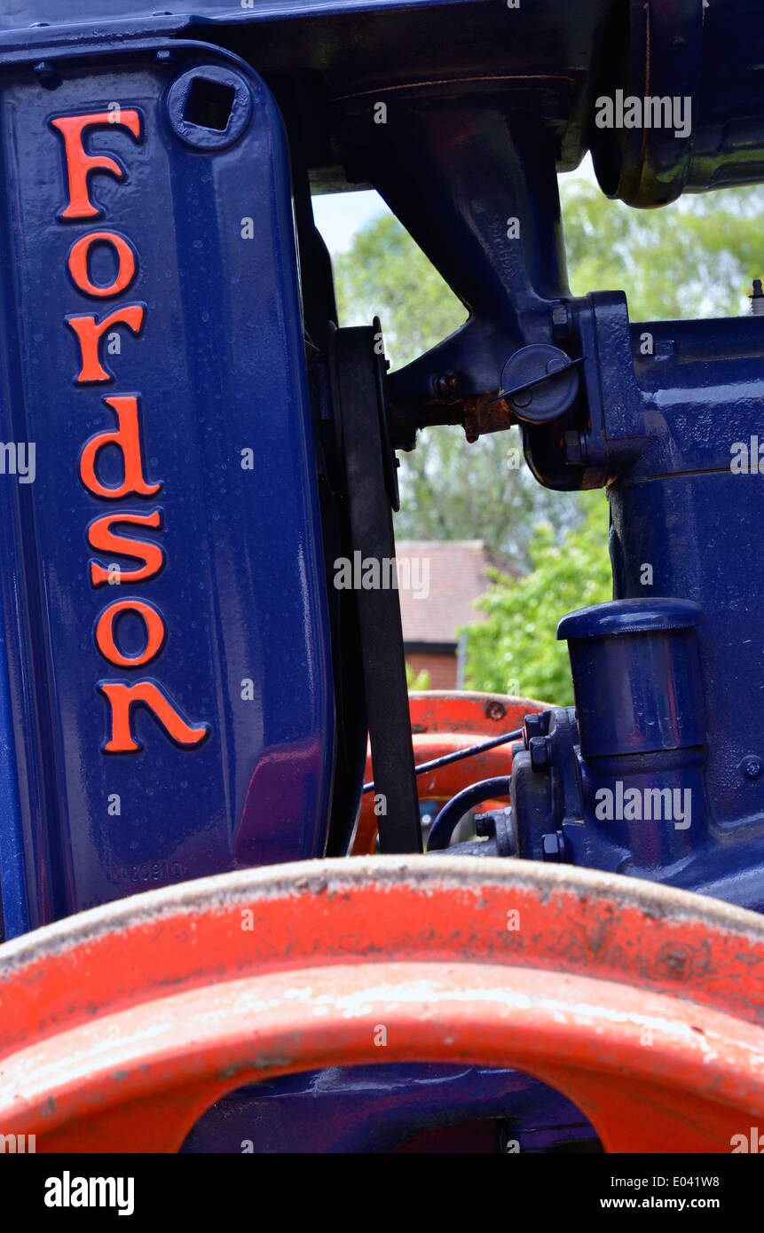 Tractor fordson major immagini e fotografie stock ad alta risoluzione ...