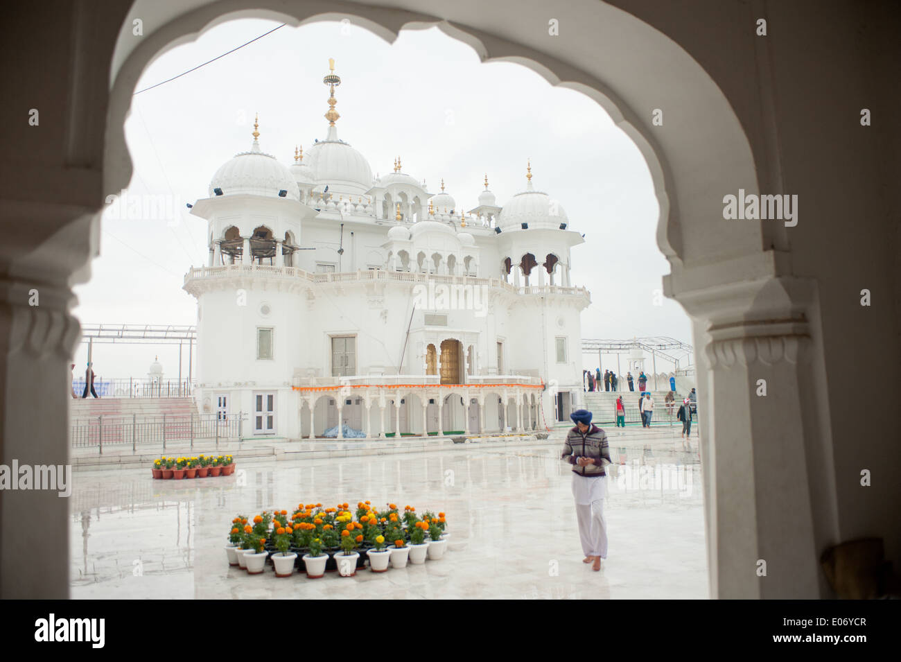 Keshgarh sahib gurudwara immagini e fotografie stock ad alta risoluzione - Alamy